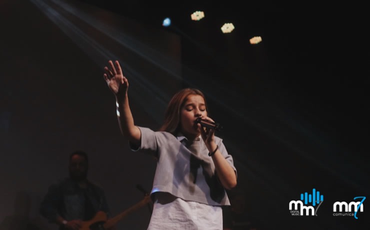 Cantora Lis Avancini lança o single “Para o Teu Louvor” pelo selo MM7 ...